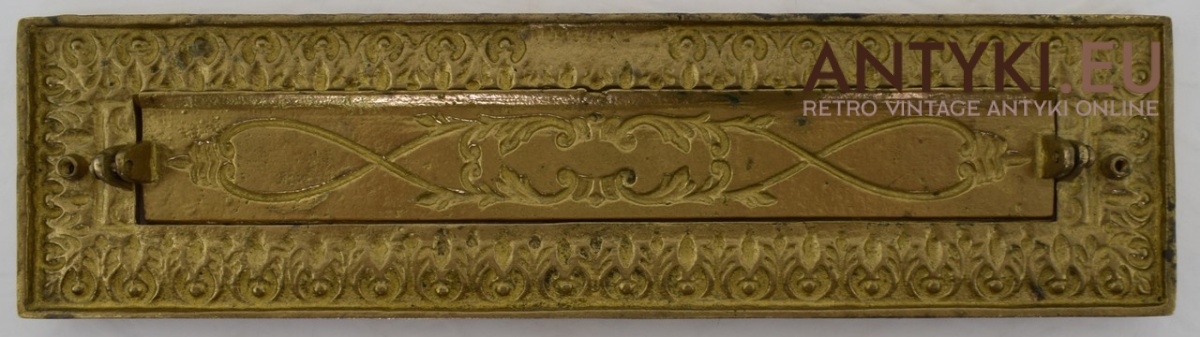 Mosiężny listownik, klapka do drzwi na listy w pałacowym stylu - antyki.eu